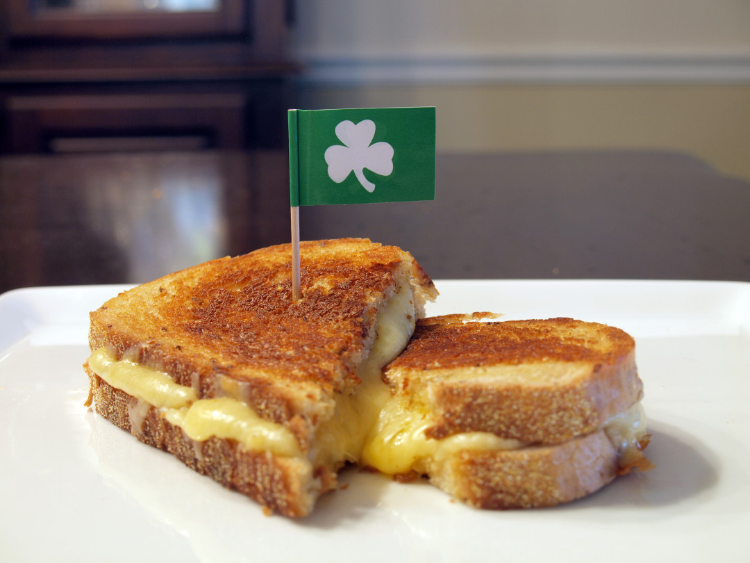 Kerrygold Kilaree Cheddar – grilledshane.com